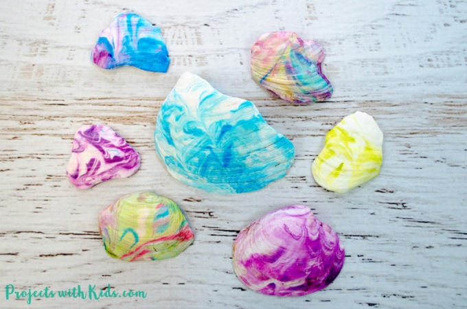 Easy Marbled Seashell Art for Kids - Projects with Kids