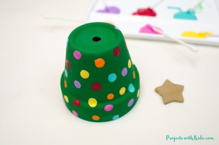 How to Make Adorable Clay Pot Christmas Tree Ornaments - Projects with Kids